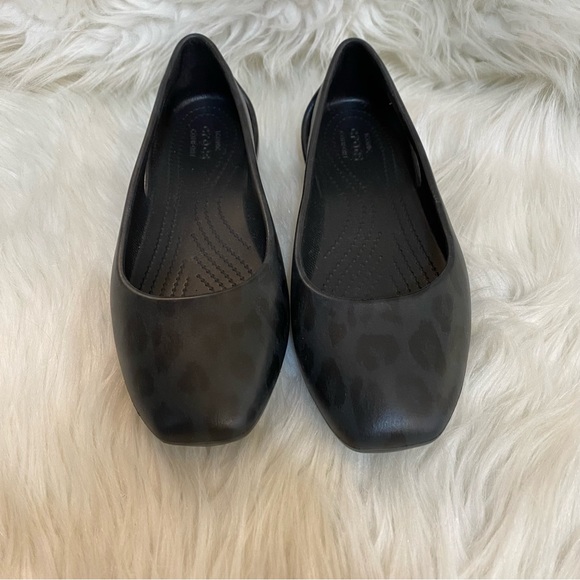 CROCS | Shoes | Crocs Iconic Comfort Flats | Poshmark